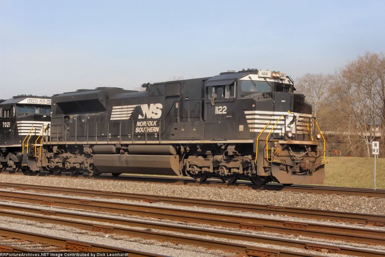 NS 1122